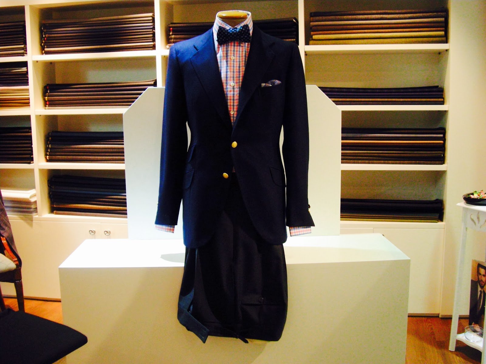 BESPOKE XXI: EL DOS PIEZAS - El Aristócrata